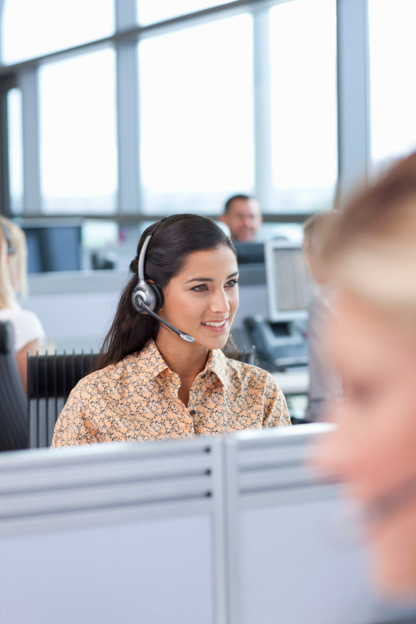 Customer service outsourcing | Contact center help desk